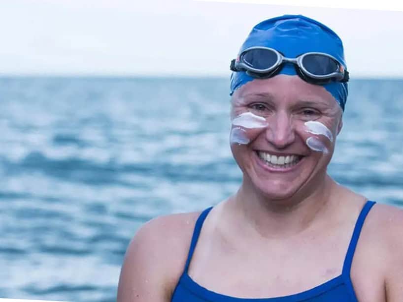 64 Kilometer | Extremschwimmerin Sarah Thomas stellt Rekord im Bodensee ...